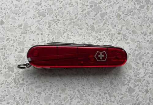 Нож victorinox 1.3703.t climber red trans