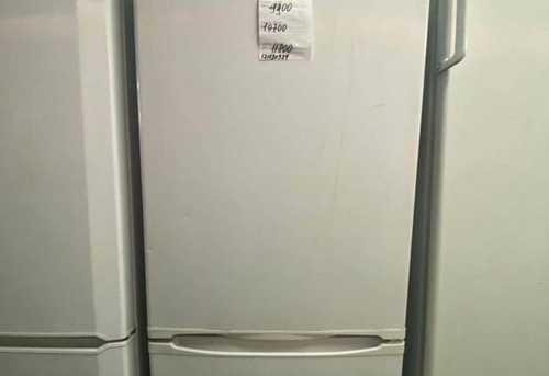 Холодильник бу двухкамерный indesit