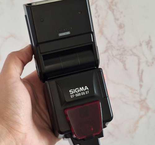 Вспышка Sigma EF-500 DG ST