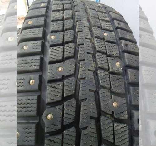 Dunlop SP Winter Ice 01 215/60 R16 27M