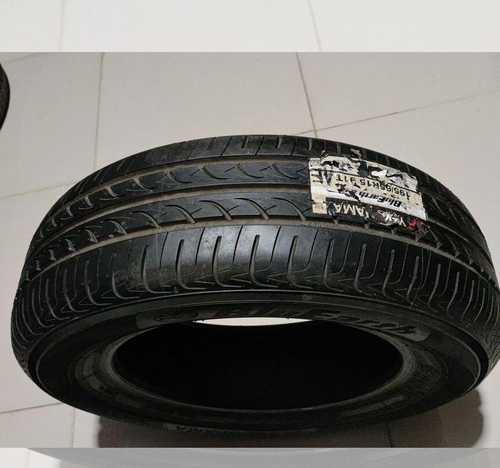 Yokohama BluEarth AE01 195/65 R15 91T