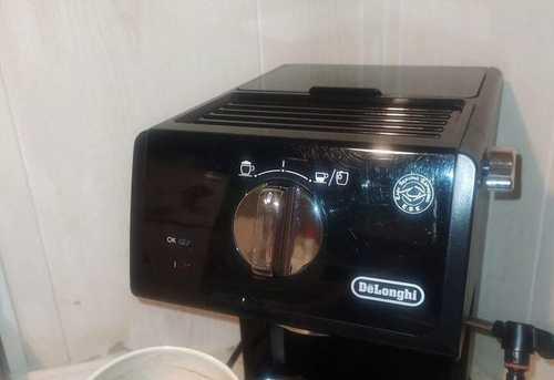 Кофеварка рожковая DeLonghi ECP 31.21 Black