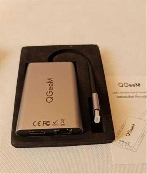 Travel QGeeM USB-C HUB 8 in 1