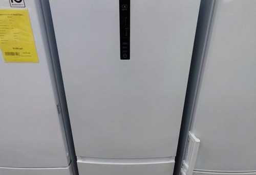 Холодильник Haier С3F532CWG