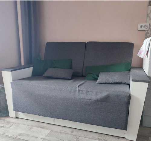 Диван IKEA