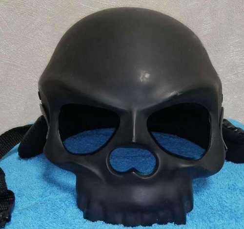 Шлем-череп