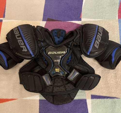 Нагрудник хоккейный bauer jr s