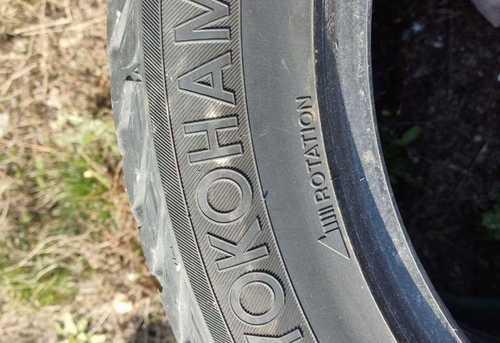 Yokohama 104ZR 235/55 R18