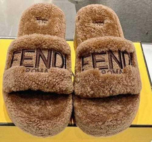 Fendi тапочки