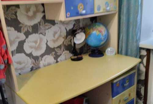 Письменный стол для школьника бу