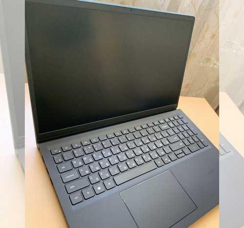 Dell Vostro 15 3515