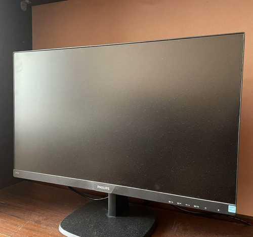 Монитор 23.8" Philips 243V7Q