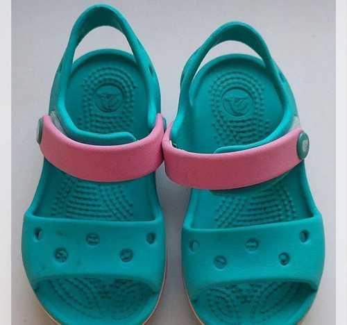 Сандалии crocs