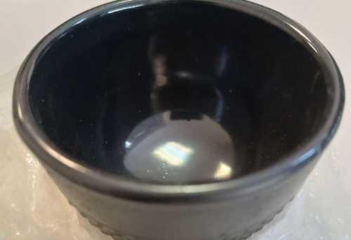 Чугунная чашка и чугунная подставка под чашку