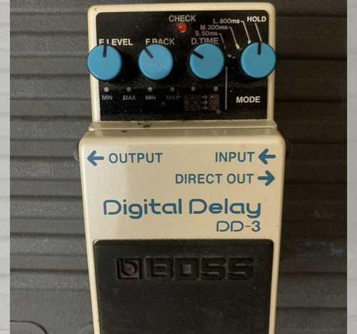 Гитарная педаль boss DD-3