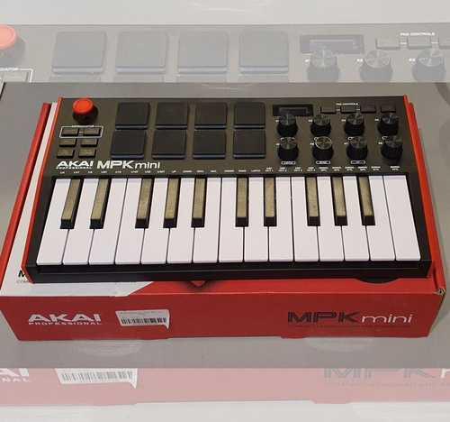 Akai MPK mini 3