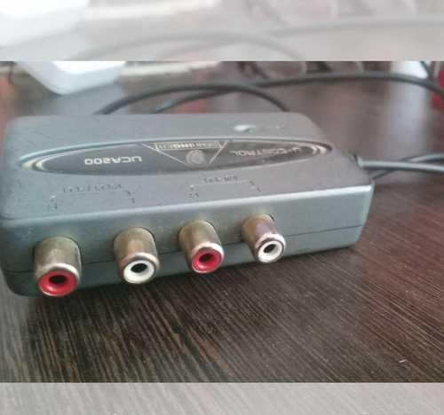 Звуковая карта Behringer uca 200