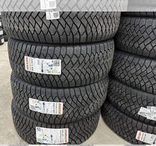 Maxxis Premitra Ice 5 SUV / SP5 245/70 R16 111