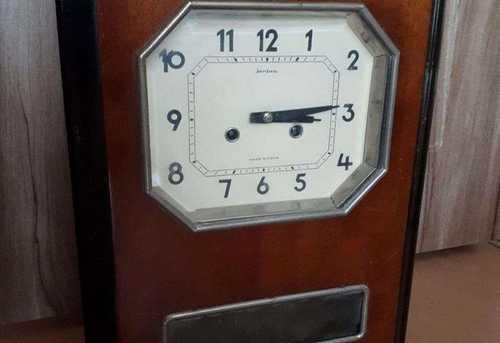 Винтажные часы из СССР с боем