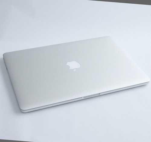 Apple macbook pro A1398 2014