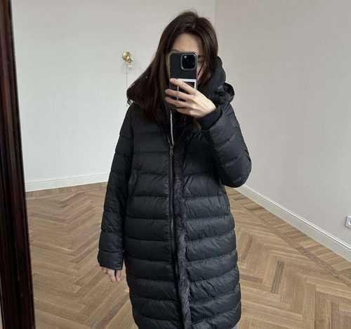 Пальто фирмы Max Mara