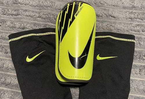 Щитки футбольные Nike
