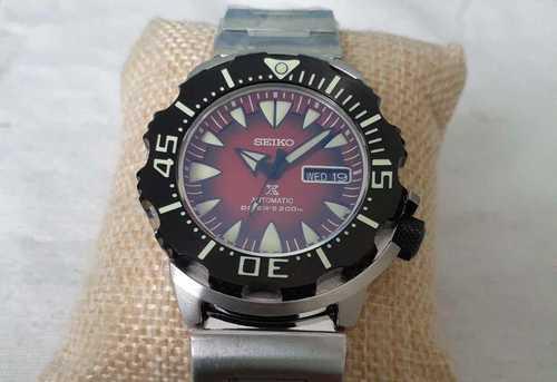 Часы Seiko Monster