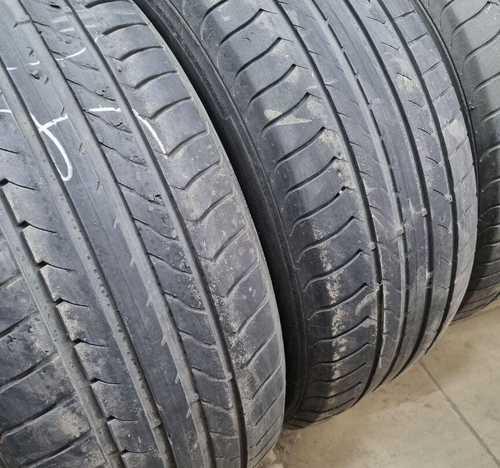 Goodyear EfficientGrip 235/55 R18 100Y