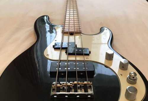 Fender precision bass american deluxe
