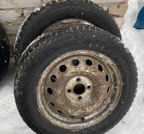 Yokohama IceGuard Stud IG65 185/65 R15 92