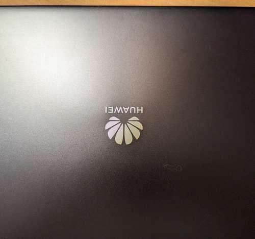 Huawei matebook 13