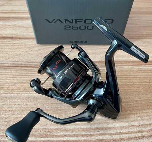 Shimano 24 Vanford 2500S 2500 C3000