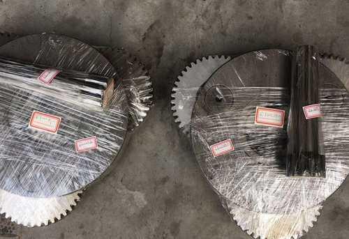 Первая ступень редуктора хода CAT 320