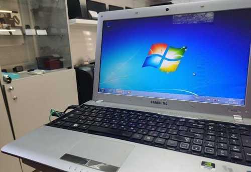 Ноутбук Samsung RV520 (п)