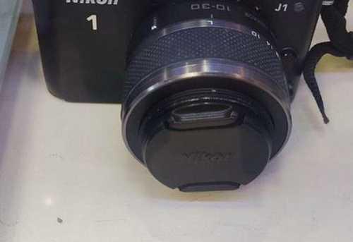 Зеркальный фотоаппарат Nikon J1