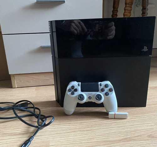 Sony playstation 4 ps4 9.00 прошитая с играми