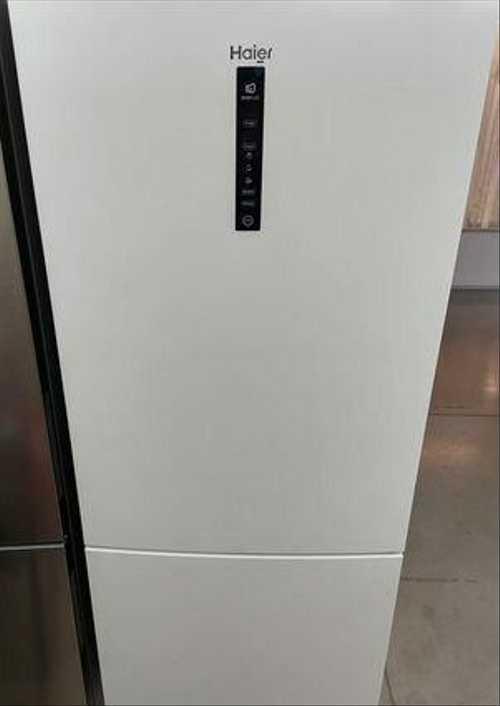 Холодильник Haier C4F744CWG