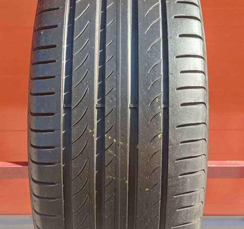 Pirelli Powergy 235/35 R19