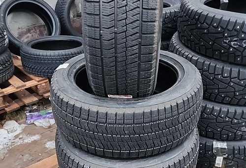 Bridgestone Blizzak Ice 215/50 R17 91S