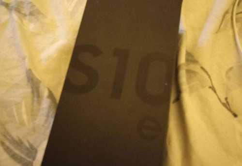 Коробка на Samsung S10e 128 gb