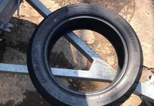 Шина передняя Bridgestone Hoop B03