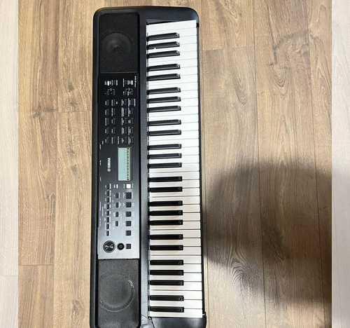 Синтезатор Yamaha psr e383