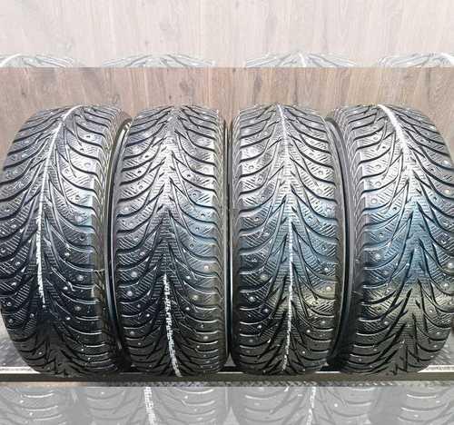 Yokohama Ice Guard IG35 215/60 R16 99T