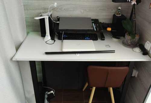Компьютерный стол, обеденный стол