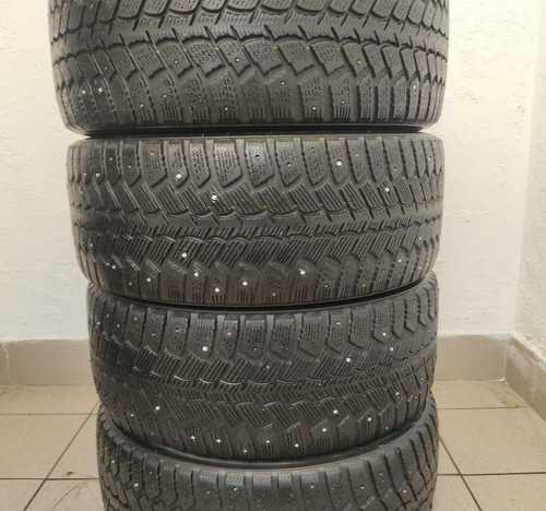 Kumho I'Zen Wis KW19 235/55 R17