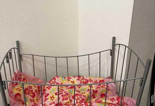 Кроватка для куклы с балдахином