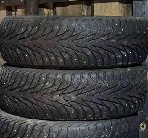 Yokohama 104ZR 235/65 R17 108T