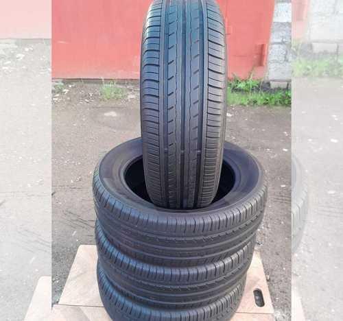 Yokohama Bluearth ES32 205/55 R16 91V