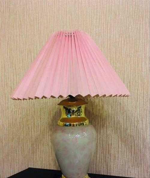 Лампа настольная Светильник