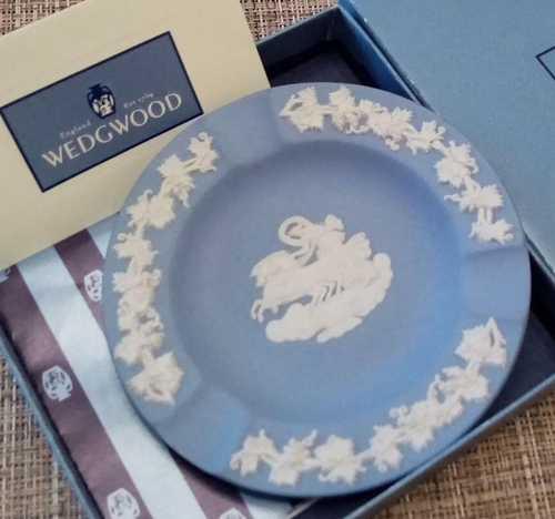 Wedgwood тарелка пепельница винтаж Англия